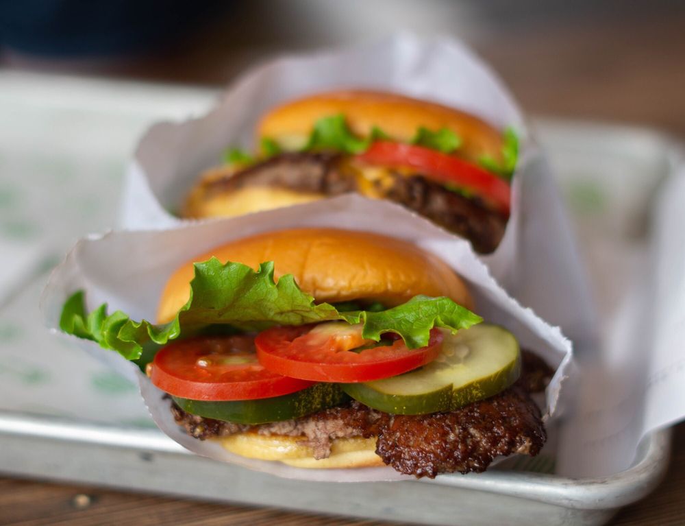 Shake Shack Las Vegas Premium Outlets, Las Vegas | Roadtrippers