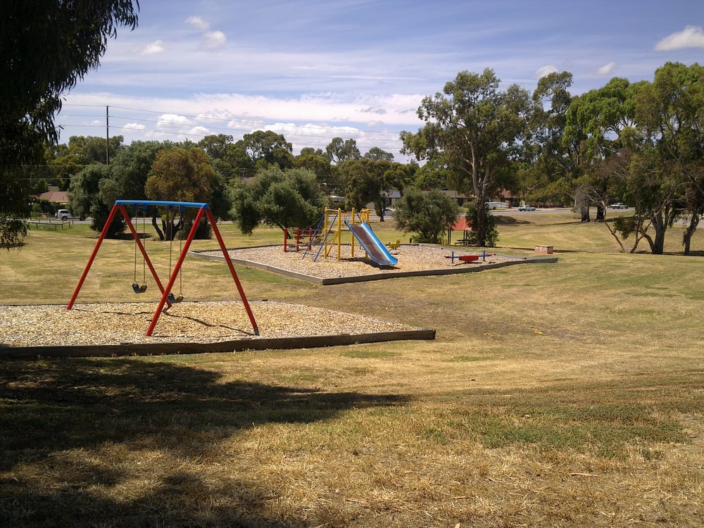 HOLLY RESERVE PLAYGROUND - Collins Parade, Hackham South Australia ...