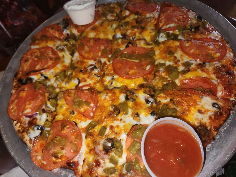 FATSO’S PIZZA - 103 Photos & 212 Reviews - 3131 E Thunderbird Rd ...