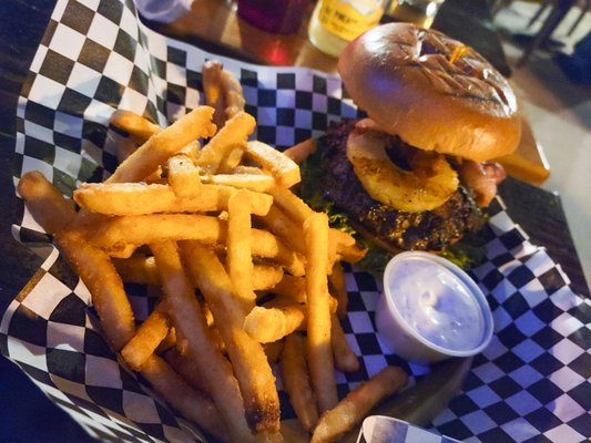 TAP HOUSE GRILL AT GHENT - 100 Photos & 162 Reviews - 931 W 21st St ...