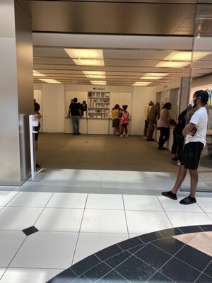 APPLE SOMERSET - Updated May 2025 - 47 Photos & 193 Reviews - 2800 W ...