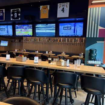 33 TAPS - Updated December 2025 - 321 Photos & 275 Reviews - 1240 S ...