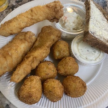 KNUTES BAR & GRILL - Updated October 2025 - 54 Photos & 48 Reviews ...