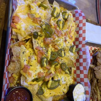 UNIVERSITY SPORTS GRILL - Updated December 2025 - 17 Photos & 17 ...