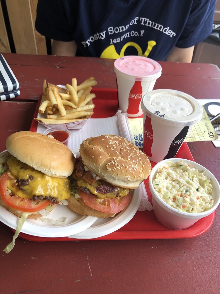 RED RABBIT DRIVE IN - 116 Photos & 133 Reviews - 60 Benvenue Rd ...