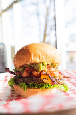 TOWN HALL BURGER AND BEER - Updated November 2024 - 142 Photos & 91 ...