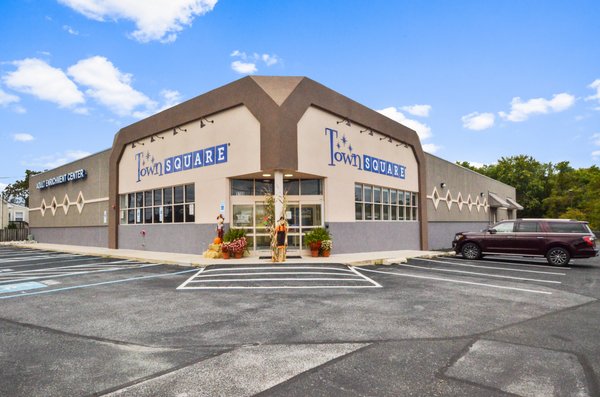 TOWN SQUARE PERRY HALL - Updated December 2025 - 9708 Belair Rd ...