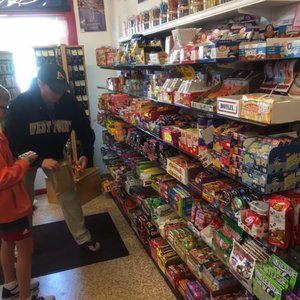 CANDYLAND - 22 Photos & 33 Reviews - 1806 NE Highway 101, Lincoln City ...
