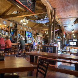 HESSEN HAUS - Updated April 2025 - 412 Photos & 402 Reviews - 101 4th ...