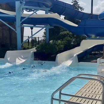 WHEELING AQUATIC CENTER - Updated December 2025 - 13 Photos & 32 ...
