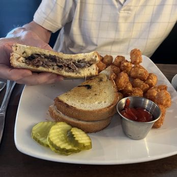 DILLON’S LOCAL - Updated February 2025 - 336 Photos & 502 Reviews - 21 ...