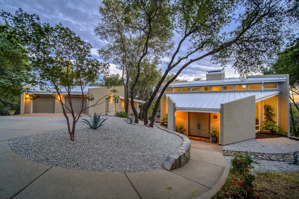 TAMI J ANDERSON - CENTURY 21 CORNERSTONE REALTY - 19 Photos - 10063 ...