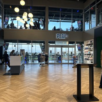 TOPGOLF - Updated October 2024 - 693 Photos & 763 Reviews - 10601 E ...