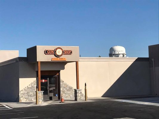 STAGE STOP GUN SHOP & INDOOR RANGE - Updated October 2025 - 21 Photos ...