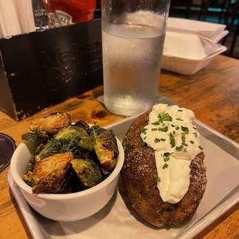 WHEELHOUSE CRAFT PUB AND KITCHEN - Updated June 2024 - 188 Photos & 202 ...