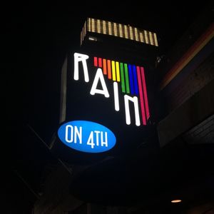 RAIN ON 4TH - 67 Photos & 222 Reviews - 217 W 4th St, Austin, Texas ...