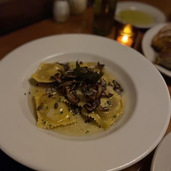 BELLA MONICA - Updated January 2025 - 440 Photos & 658 Reviews - 3121 ...