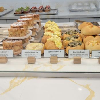 BAG OF CAKES - Updated July 2024 - 1106 Photos & 393 Reviews - 1964 N ...