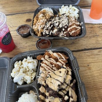 LOCO STYLE GRINDZ - Updated May 2024 - 23 Photos & 18 Reviews - 901 N ...