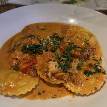 ESTELLA - Updated February 2025 - 211 Photos & 198 Reviews - 49 Temple ...