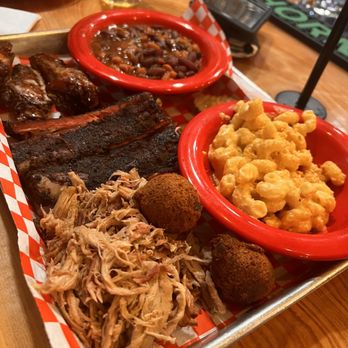 MOAB SPITFIRE SMOKEHOUSE - 380 Photos & 580 Reviews - 2 S 100 W, Moab ...