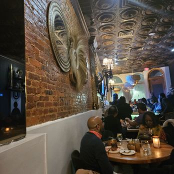 AMINA - Updated November 2024 - 503 Photos & 204 Reviews - 104 Chestnut ...