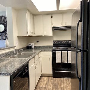 LEVANTE AT VALLEY VISTA - Updated August 2025 - 29 Photos - 7618 N ...