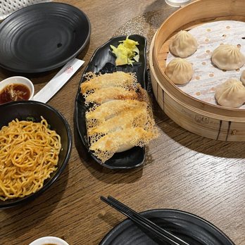 DOUGH ZONE DUMPLING HOUSE - RENTON - Updated December 2025 - 869 Photos ...
