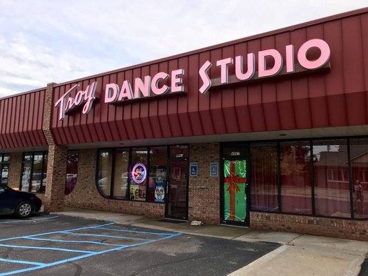 TROY DANCE STUDIO FITNESS - Updated July 2025 - 10 Photos - 3536 ...