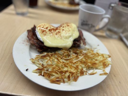 THE DANDY LION - Updated July 2025 - 273 Photos & 200 Reviews - 111 S ...