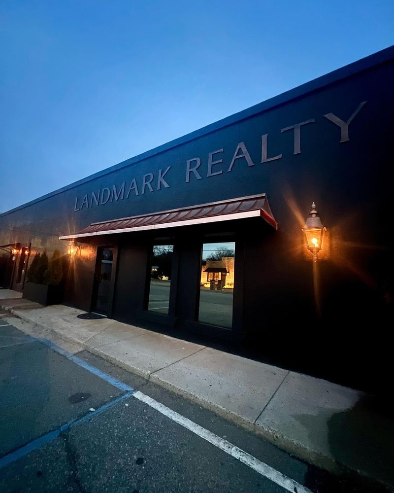 LAURA BRANHAM - LANDMARK REALTY - Updated January 2026 - 904 Jernigan ...