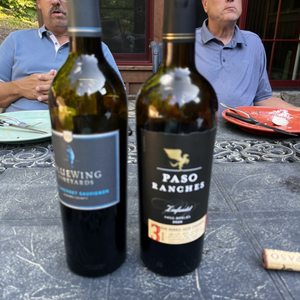 MEGA-BEV - Updated June 2025 - 14 Photos - 545 Lake Michigan Dr NW ...