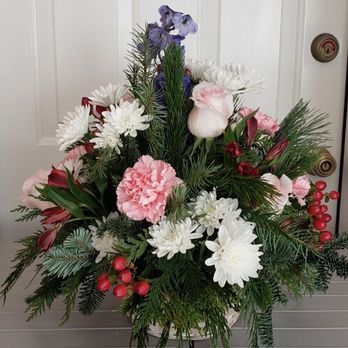 PRAIRIE FLORAL DESIGN STUDIO - Updated December 2025 - 3821 S HWY 92 ...