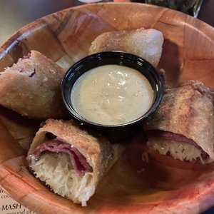 LIZZIE MCNEILL’S IRISH PUB - 133 Photos & 284 Reviews - 400 N McClurg ...