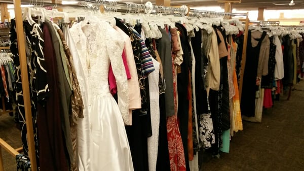 MYUNIQUE THRIFT BRONX - Updated October 2025 - 53 Photos & 105 Reviews - 218 W 234th St, Bronx ...