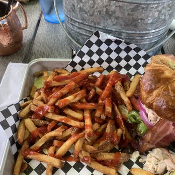 THE QUARRY TAP ROOM - Updated November 2025 - 186 Photos & 195 Reviews ...