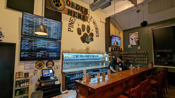 PINELLAS ALE WORKS - Updated December 2025 - 370 Photos & 130 Reviews ...