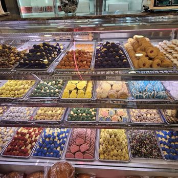 BAY RIDGE BAKERY - Updated December 2025 - 97 Photos & 123 Reviews ...