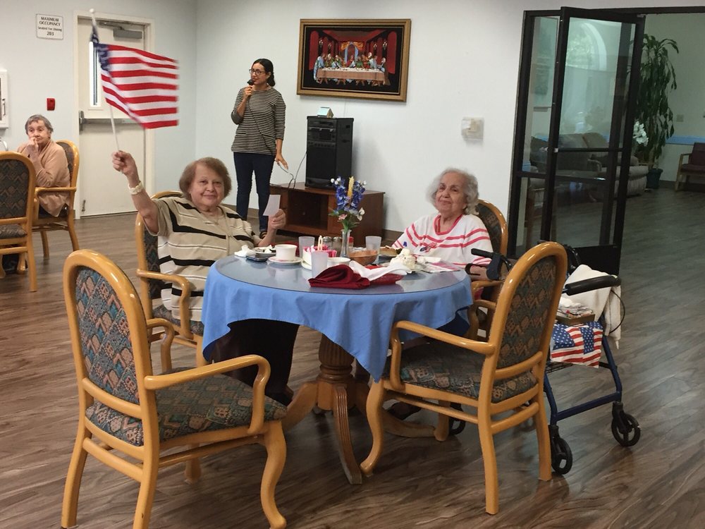 ST THOMAS RETIREMENT CENTER - Updated April 2025 - 19 Photos - 2937 N ...