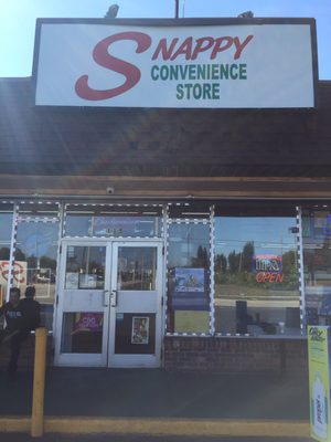 SNAPPY CONVENIENCE STORE - Updated June 2025 - 115 SE 10th St ...