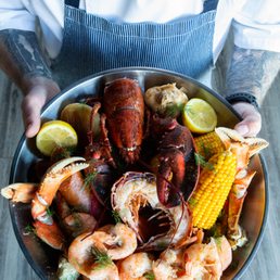 LINE & LURE SEAFOOD KITCHEN & TAP - Updated December 2025 - 535 Photos ...