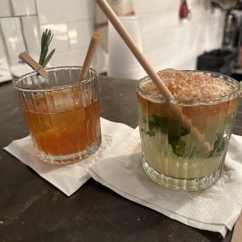 DISTRICT TABLE AND BAR - Updated January 2026 - 663 Photos & 631 ...