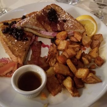 RAILROAD HOUSE INN - Updated June 2024 - 226 Photos & 161 Reviews - 280 ...