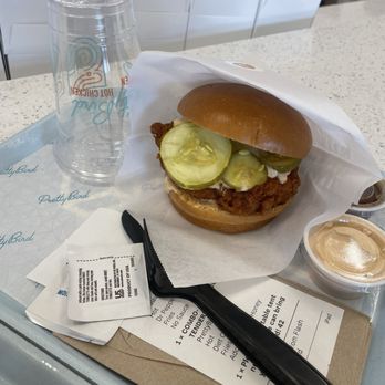 PRETTY BIRD HOT CHICKEN - DOWNTOWN - Updated August 2024 - 972 Photos ...