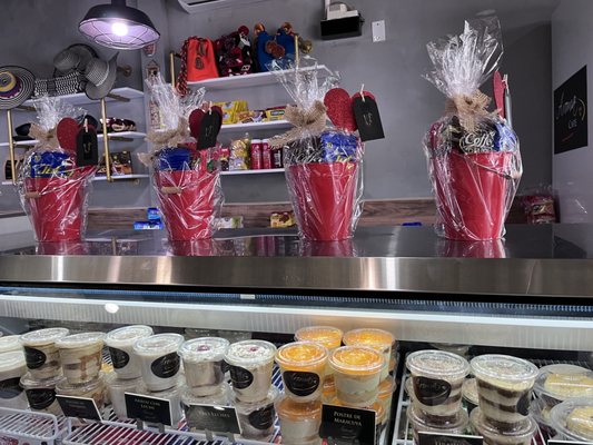 AROMA CAFE - Updated June 2025 - 208 Photos & 217 Reviews - 6969 ...