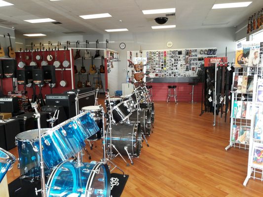 WHOLESALE MUSIC INSTRUMENTS - Updated June 2026 - 61 Photos & 16 ...