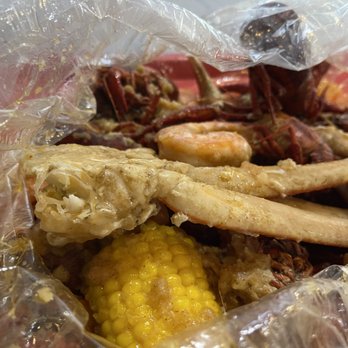 CAPTAIN CRAWFISH - Updated September 2024 - 189 Photos & 167 Reviews ...