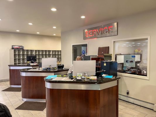 MENDENHALL AUTO CENTER - Updated October 2025 - 15 Reviews - 8602 Teal ...