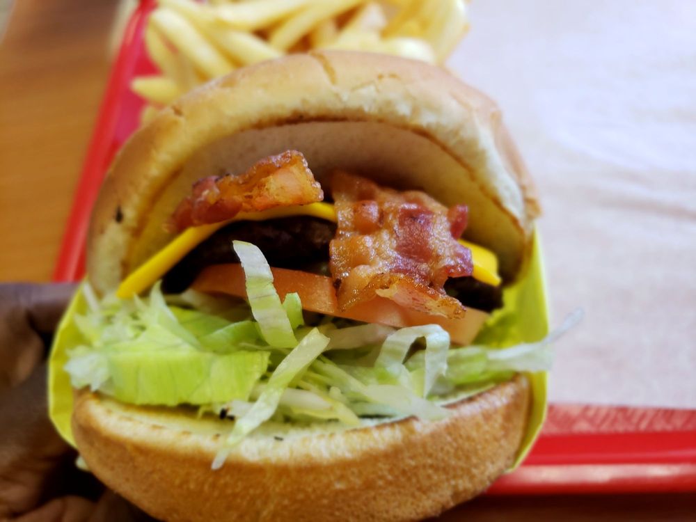 THE BURGERSTOP - 428 Photos & 547 Reviews - American (Traditional ...