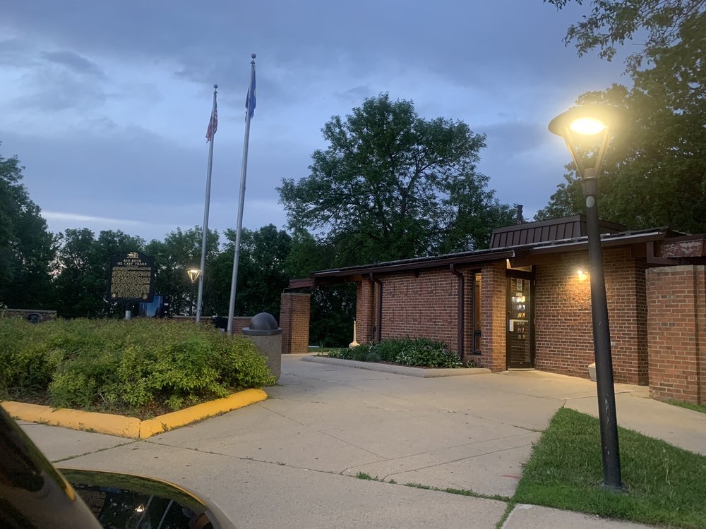 BURGEN LAKE REST AREA - Purple Heart Trl, Alexandria, Minnesota - Rest ...
